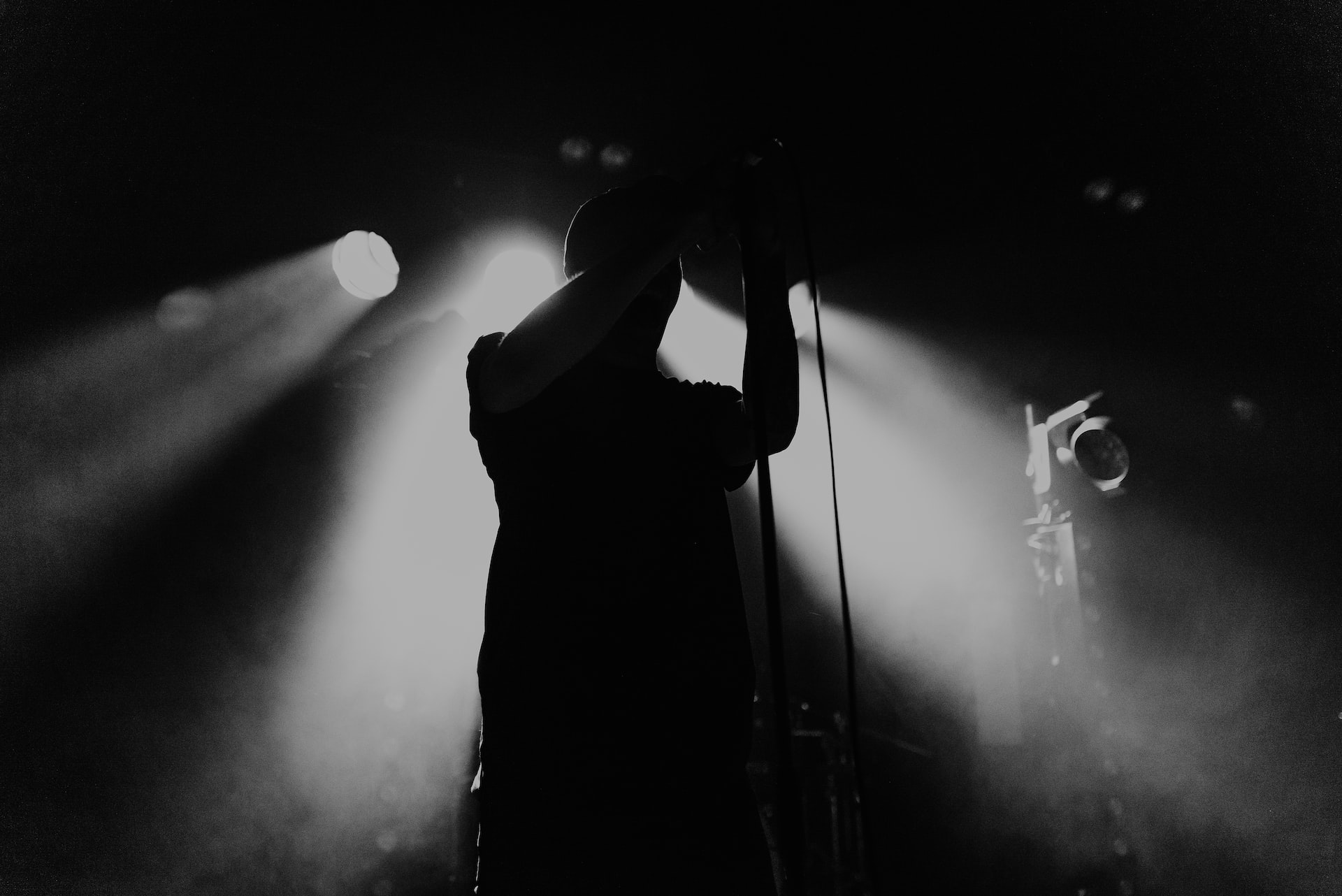 What Exactly is Alternative Music - Letigreworld.com