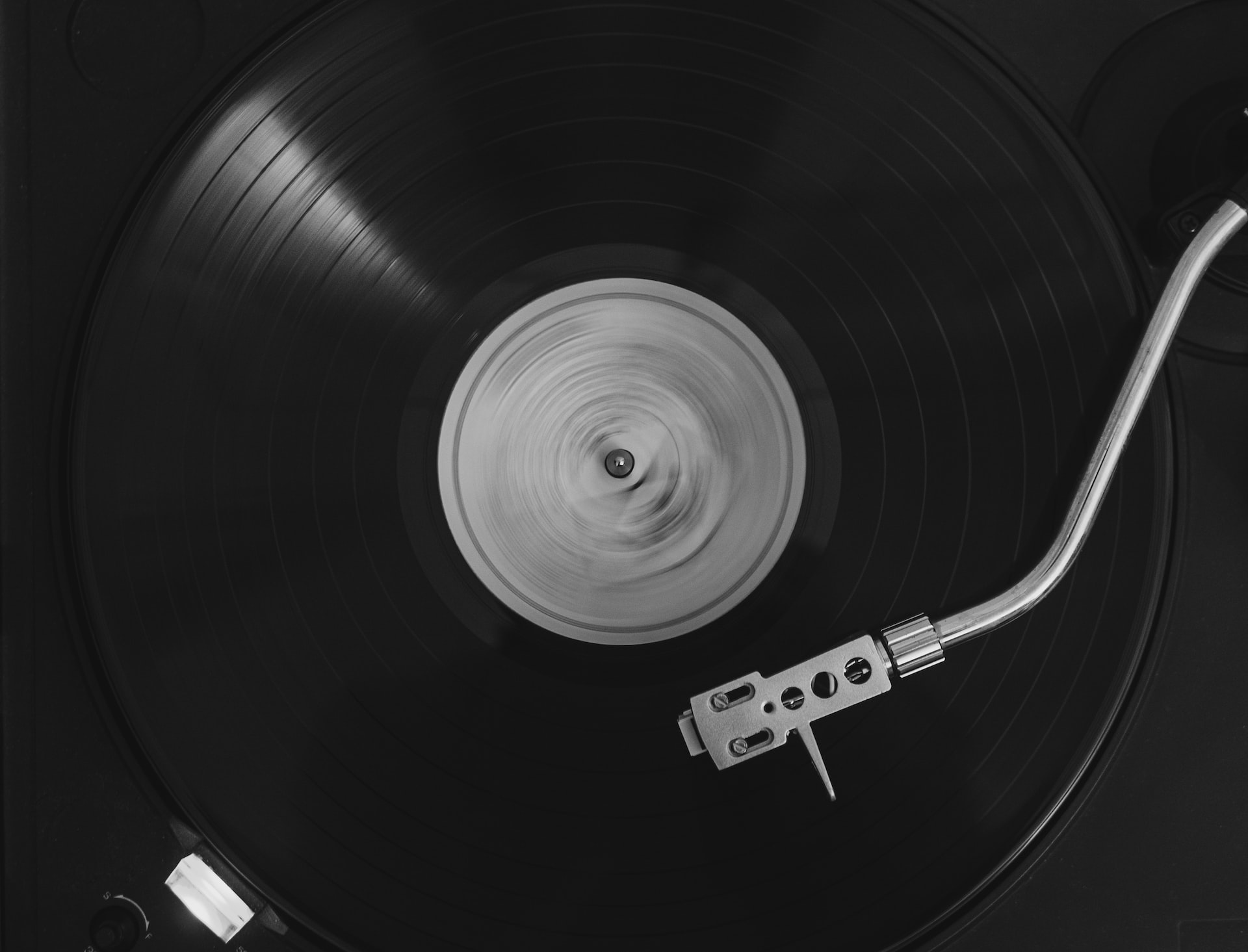 The Resurgence of Vinyl Record Sales and Its Impact on the Music ...